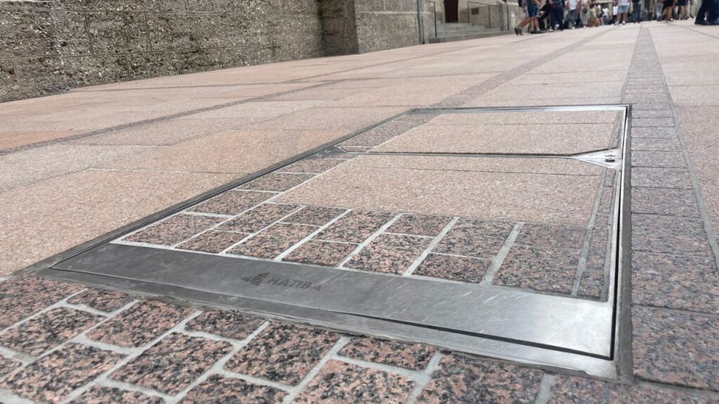 Recessed access cover for pedestrian area - Fabweld Steel Products